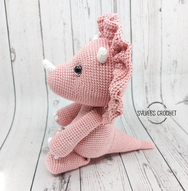 Rose the Triceratops Crochet Pattern - Etsy