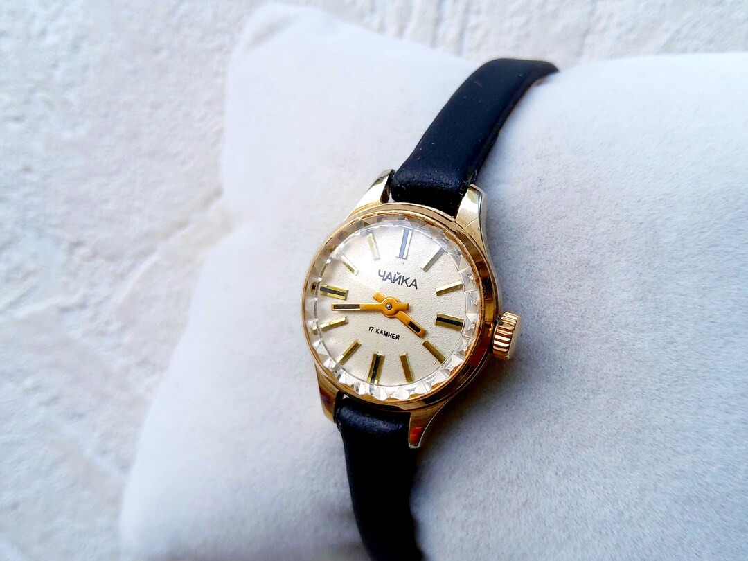 Vintage CHAIKA Woman's Watch, Coctail Watch, Minimalist Watch, Cal ...
