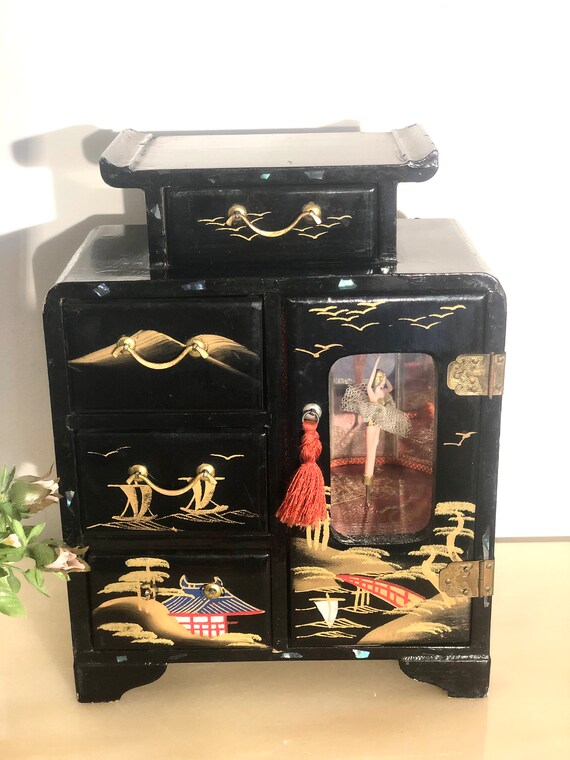 Old Vintage Music Box / 1960 - Gem