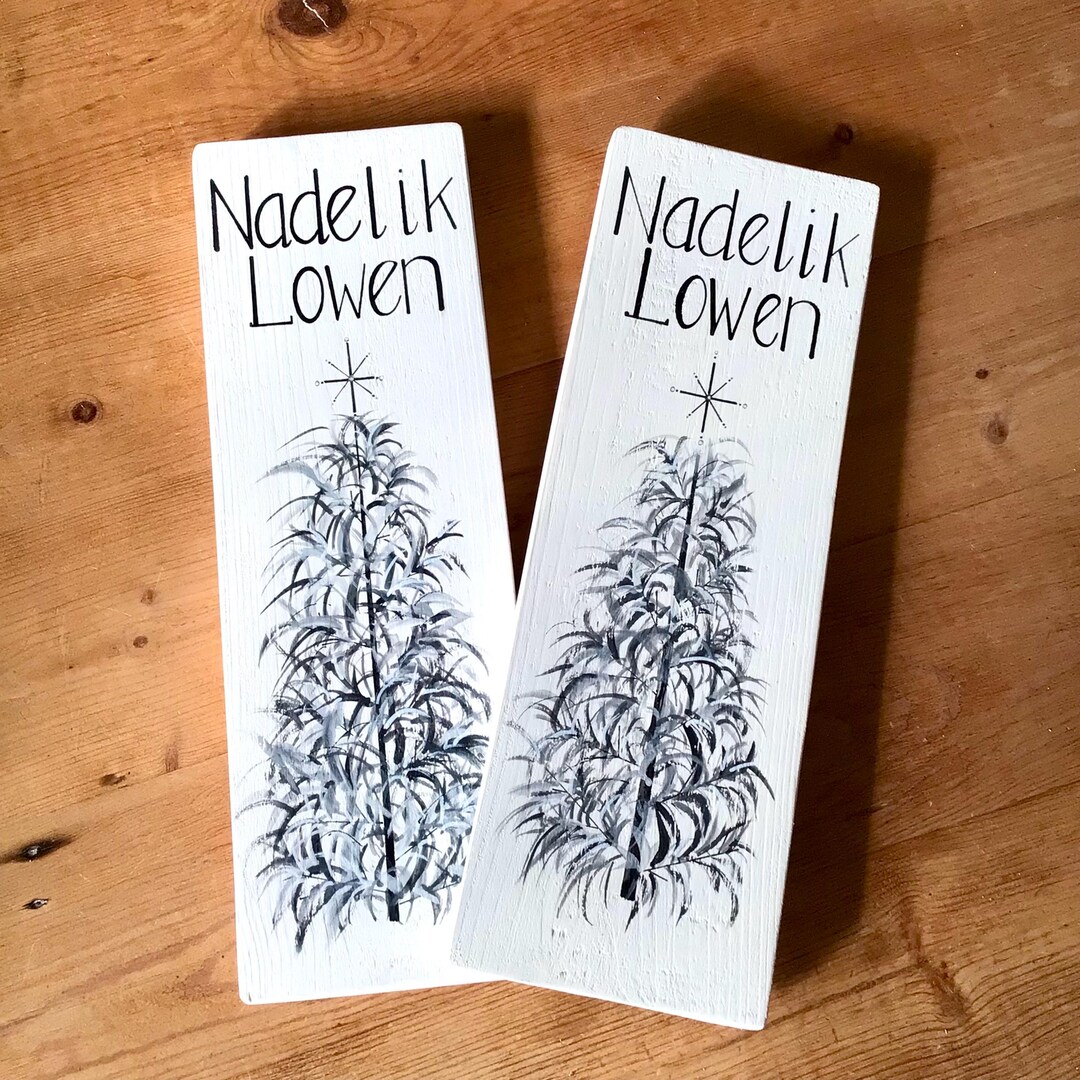 Rustic Merry Christmas Sign - Nadelik Lowen - Hand Painted Decor ...