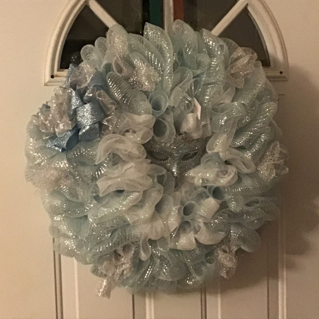 Light Blue & White Masked Wreath - Etsy