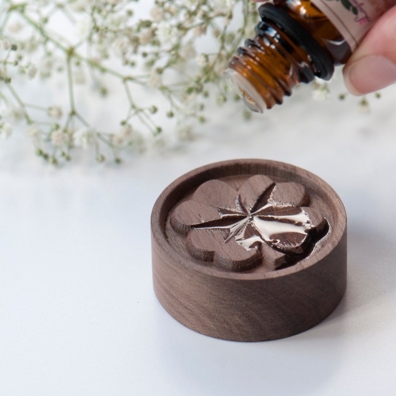 Clover Wooden Oil Diffuser Clover Wood Room Scenter Air - Etsy UK