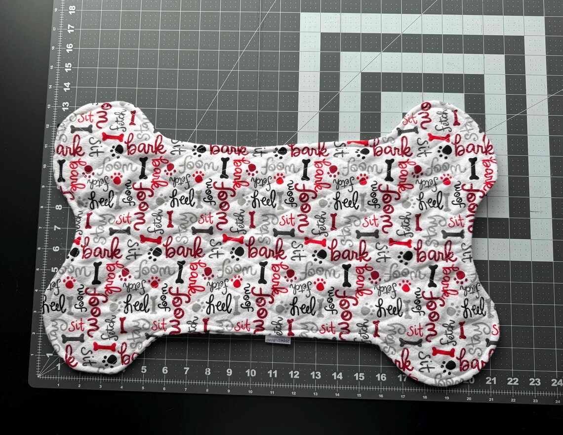 Personalized Dog Placemat: Quilted Bone-shaped Flannel Pet Mat - Etsy