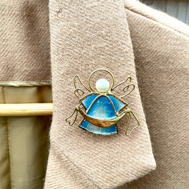 Gold Angel Pin - Etsy