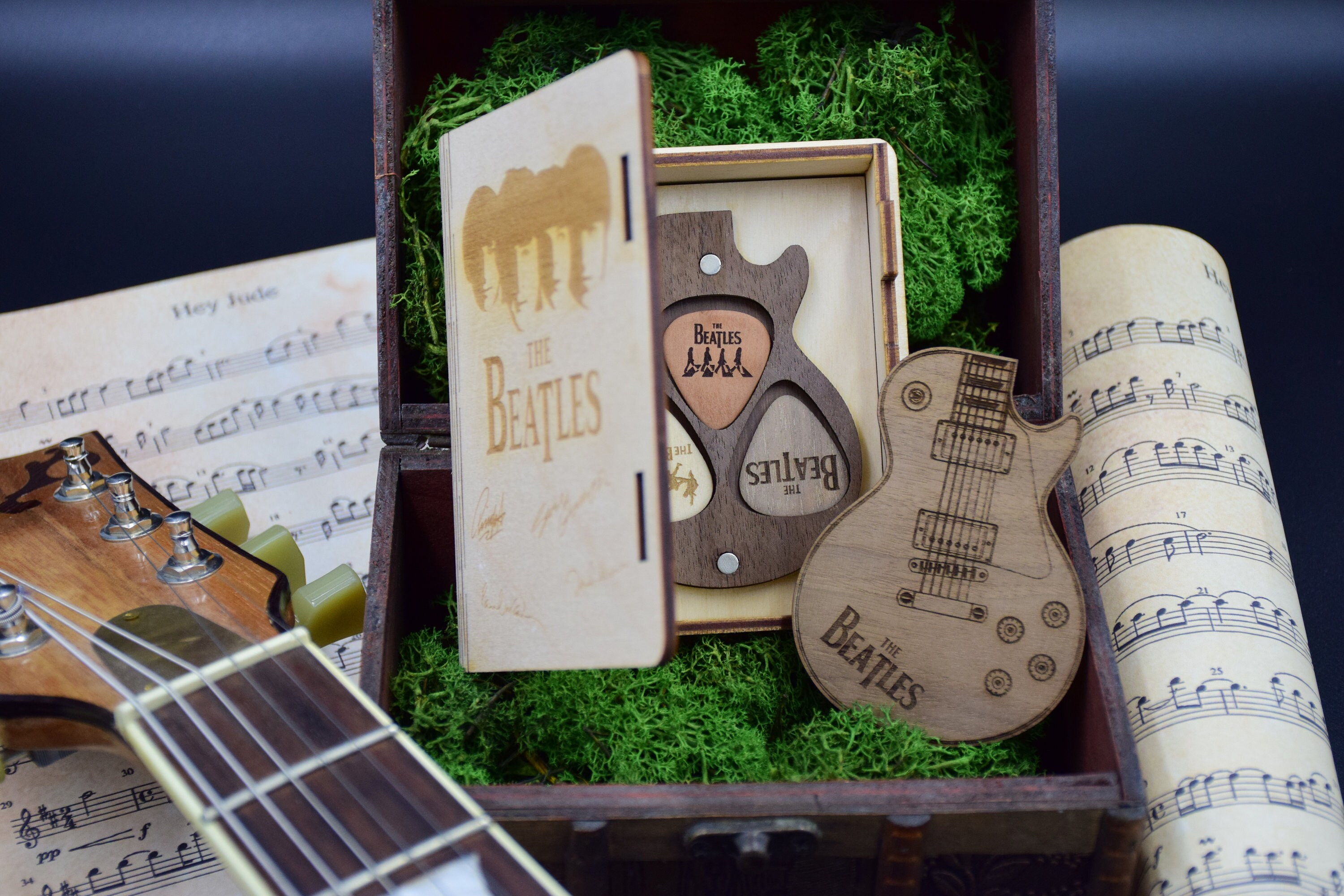 The Beatles Guitar Pick Holder, Beatles Memorabilia, Beatles Abbey Road ...