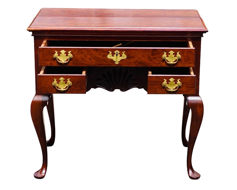 20th Century Queen Anne Antique Style Townsend & Goddard Reproduction ...