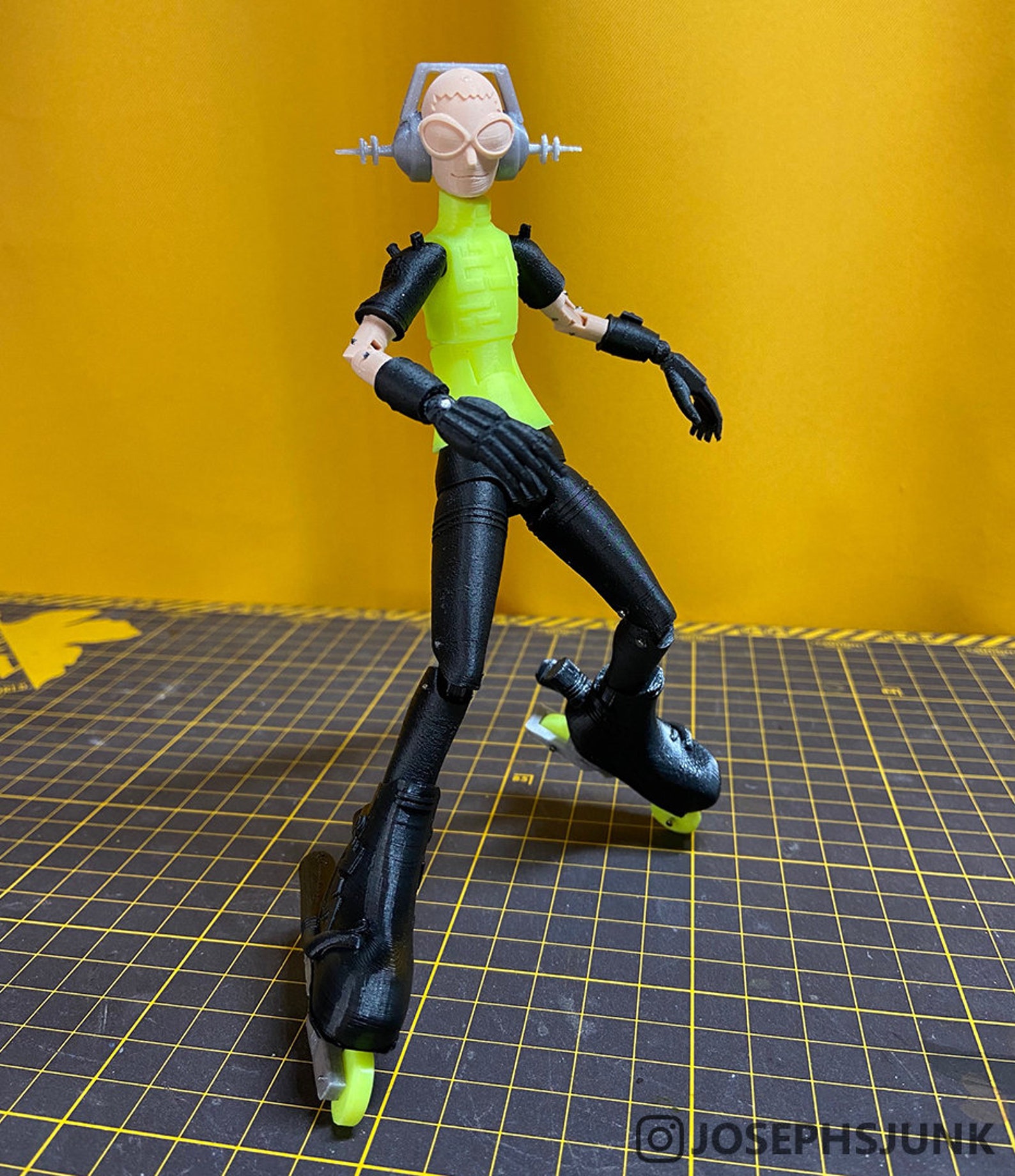 3D Printed graffiti Guy Action Figure Fully | Etsy