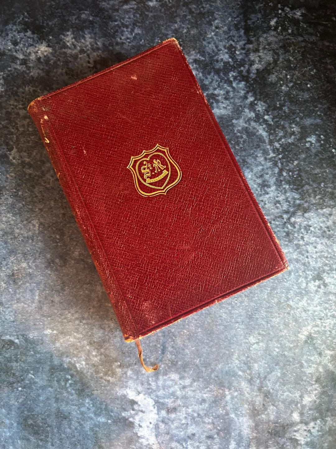 The Adventures of Oliver Twist Charles Dickens Illustrated Red Leather ...