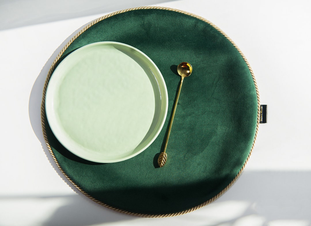 Green Velvet Round Placemats Set of 6, Plates Placemats, Green ...