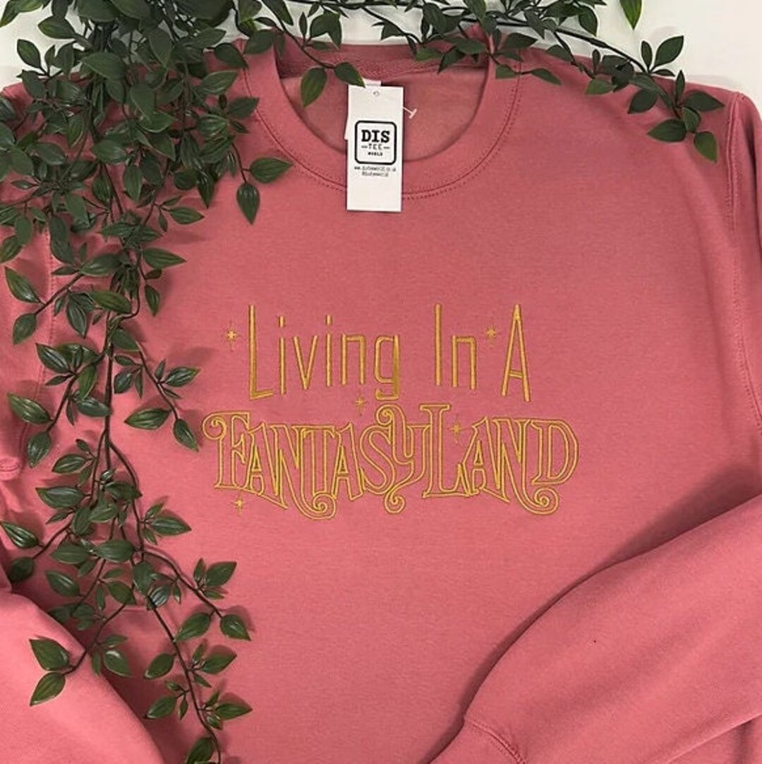 Living in A Fantasyland Theme Park WDW, DLP & DLR Embroidered T-shirt ...