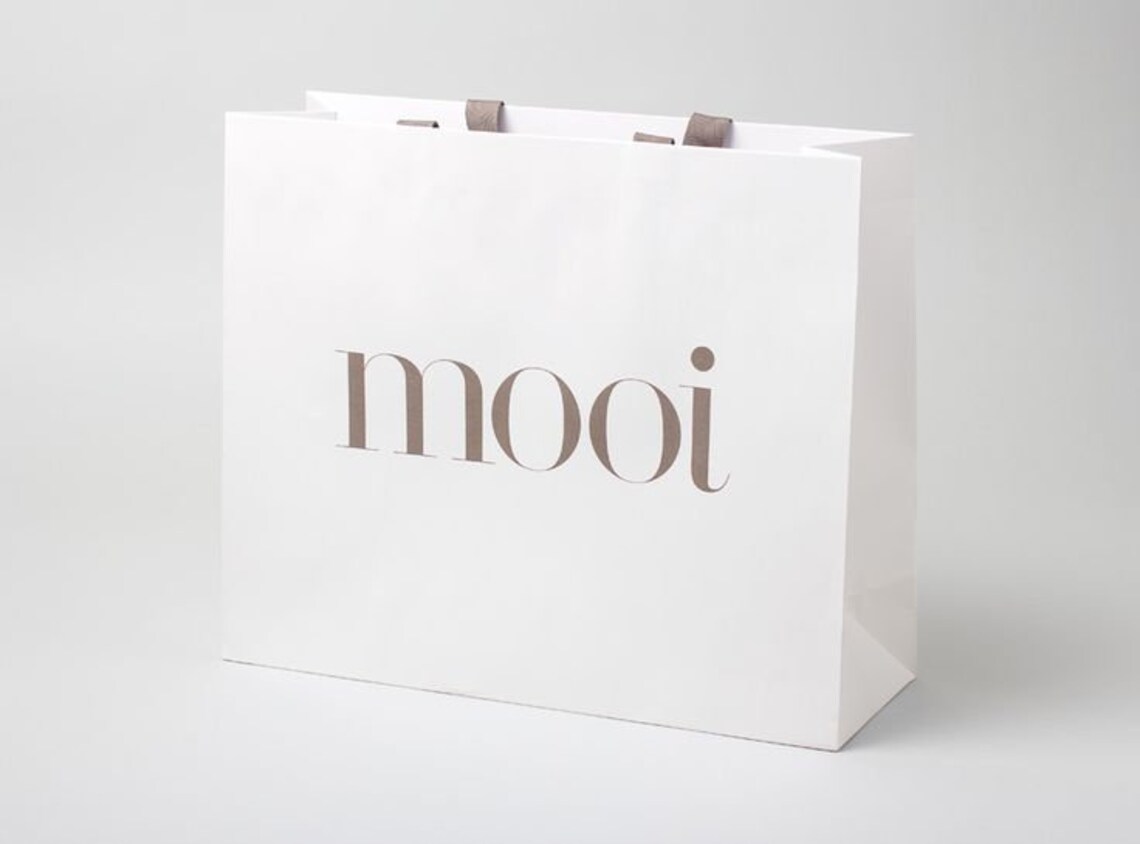 Luxury Paper Bags With Custom Printing Bespoke Paper Bags With Ribbon ...