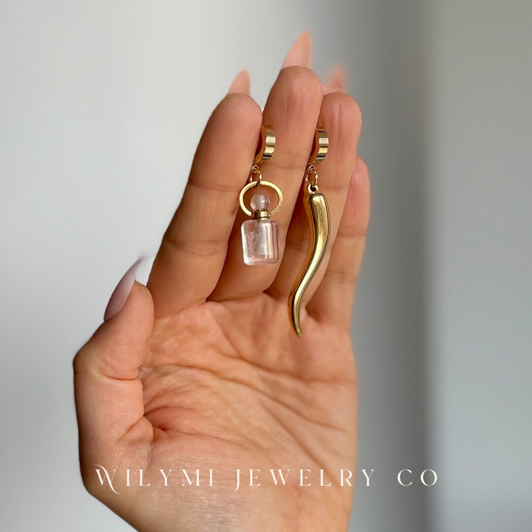 CORNICELLO in Quartz | Anti-anxiety Aromatherapy Earrings | Chilli ...