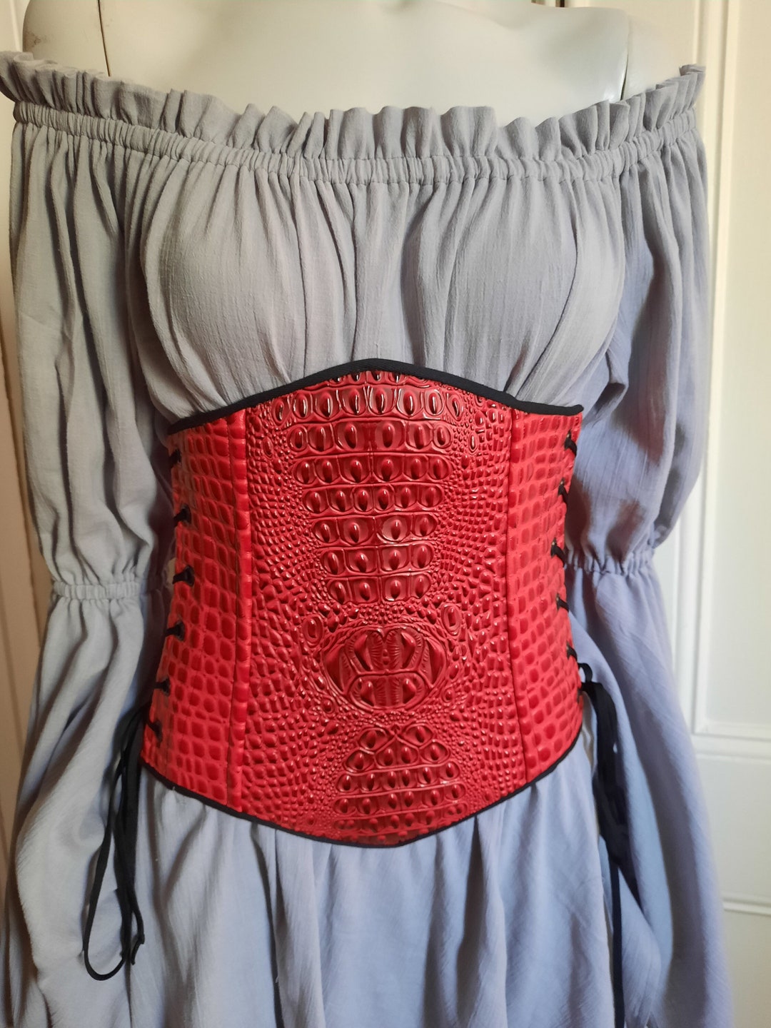 Red Dragonscale Underbust Corset With Side and Back Lacing - Etsy