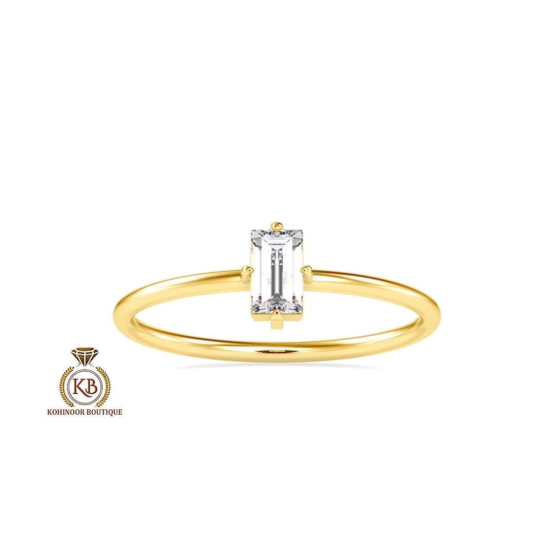 North-south-east-west Like a Compass Prongs Set Baguette Moissanite ...