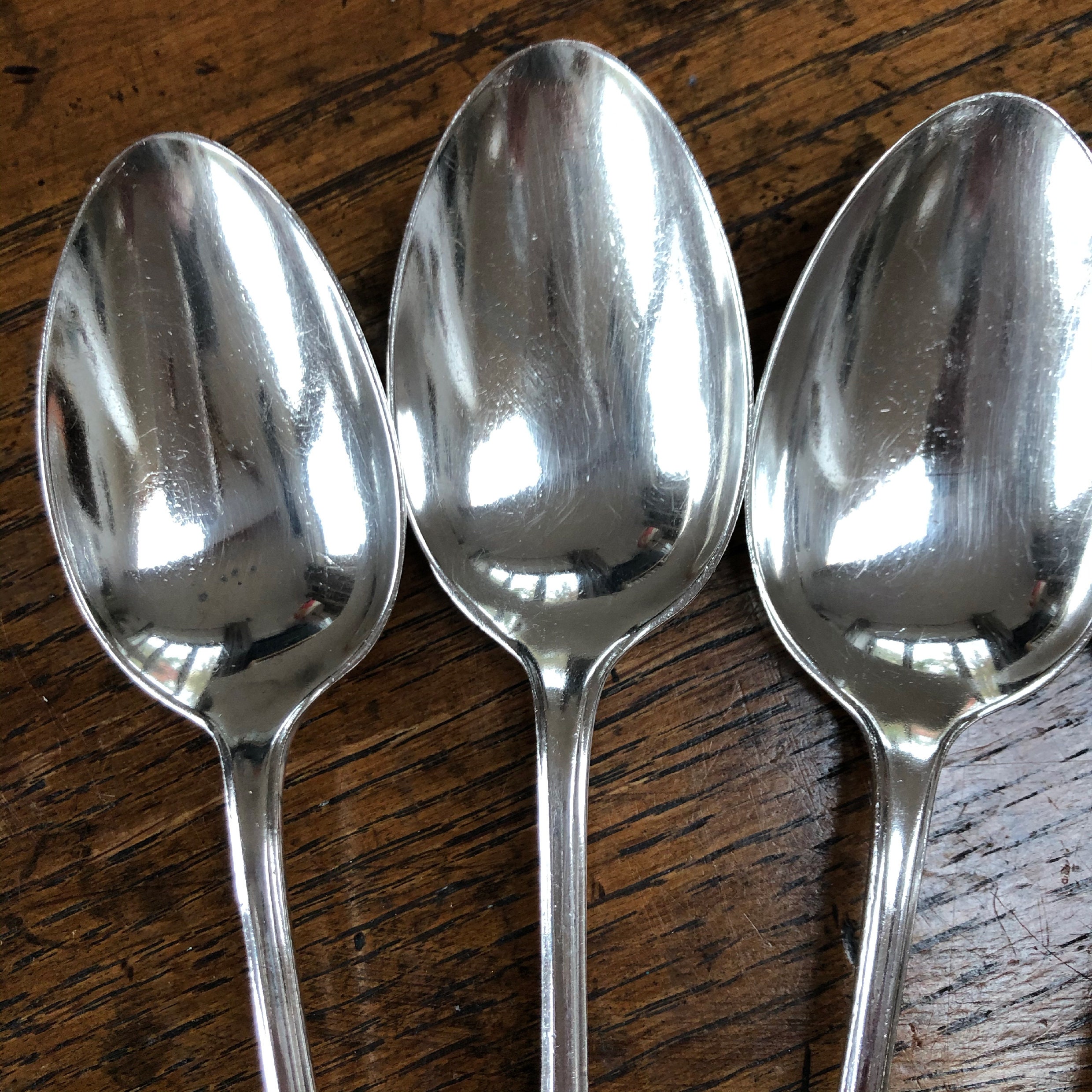 Solid Silver Desert Spoons Set of 7. - Etsy.de
