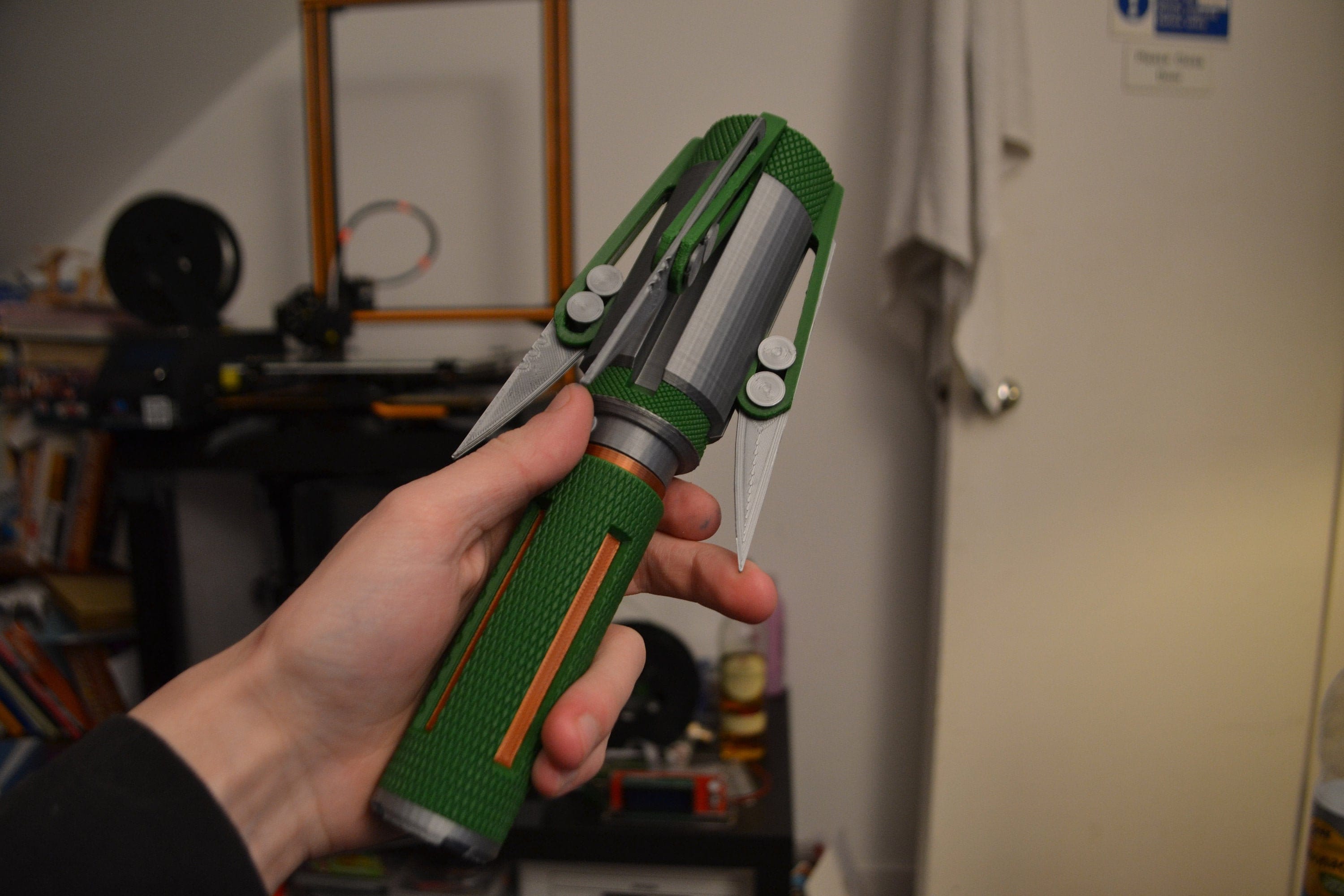 Kaid Rtila Electroclaw / Decoration / Cosplay / Prop / 3D - Etsy UK