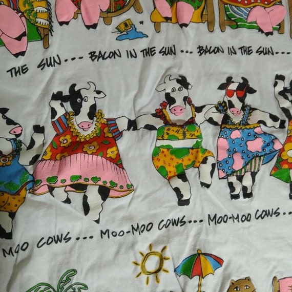 Vintage 90s Pigs Cows Cats Puns Puff Print T-Shirt - Gem