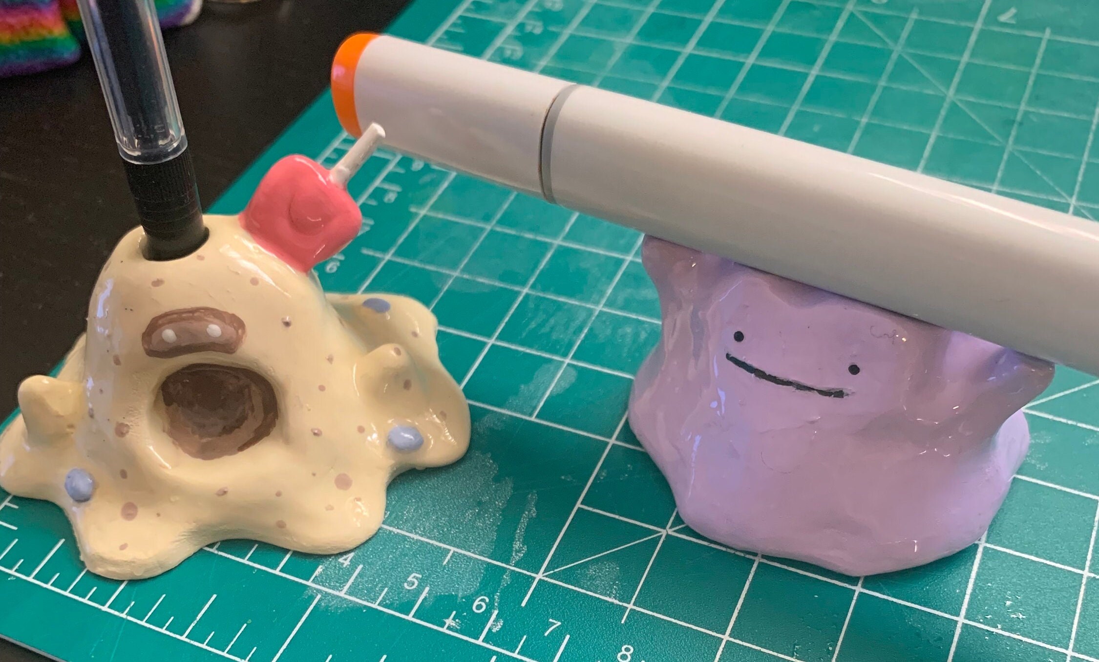 Pokémon Pencil Holding Desk Buddy: Ditto and Sandygast - Etsy
