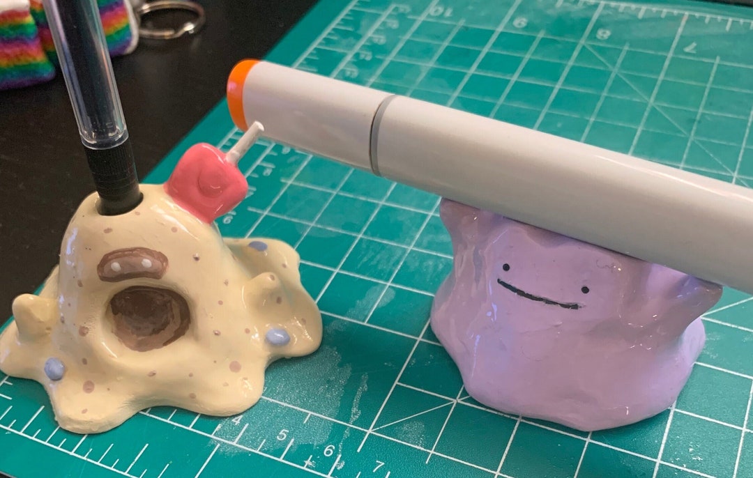 Pokémon Pencil Holding Desk Buddy: Ditto and Sandygast - Etsy