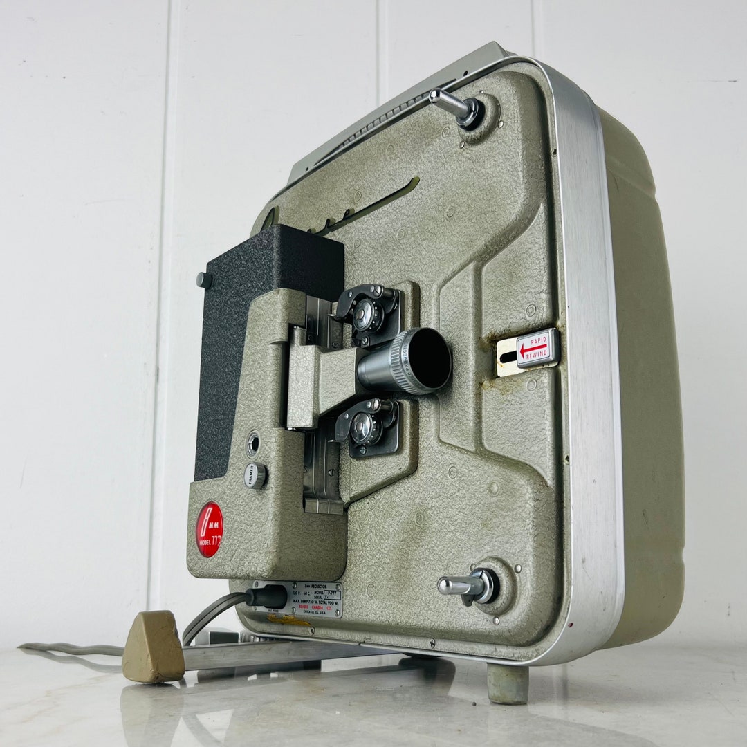 Vintage Revere Film Projector, 8mm Model 777, 1950s Home Movie ...