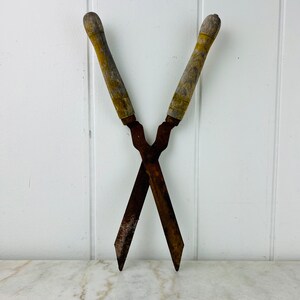 Vintage Garden Shears, Garden Tools, Trimming Shears, Antique Rusty ...