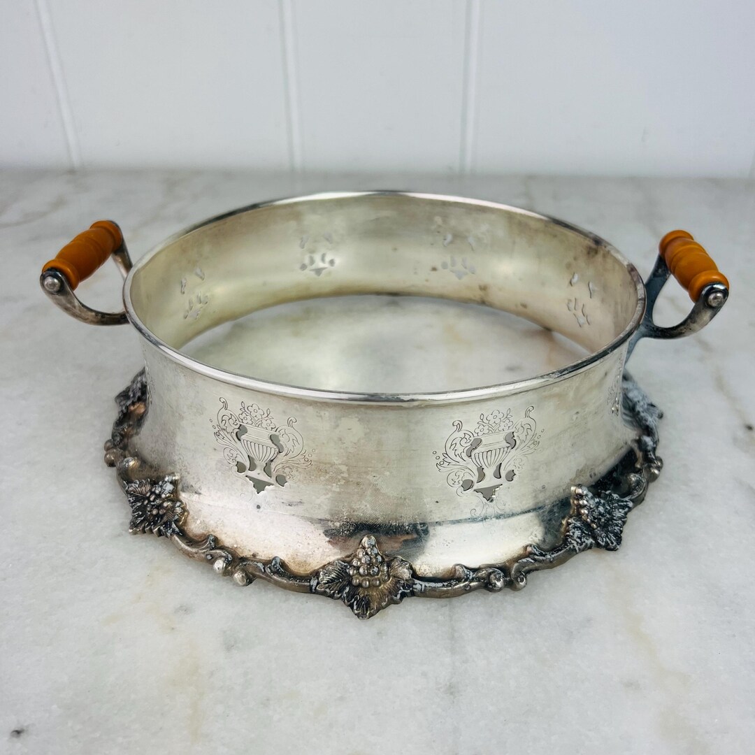 Vintage Coronet Silver Plate Casserole Trivet: Grape Leaf Hot Dish ...