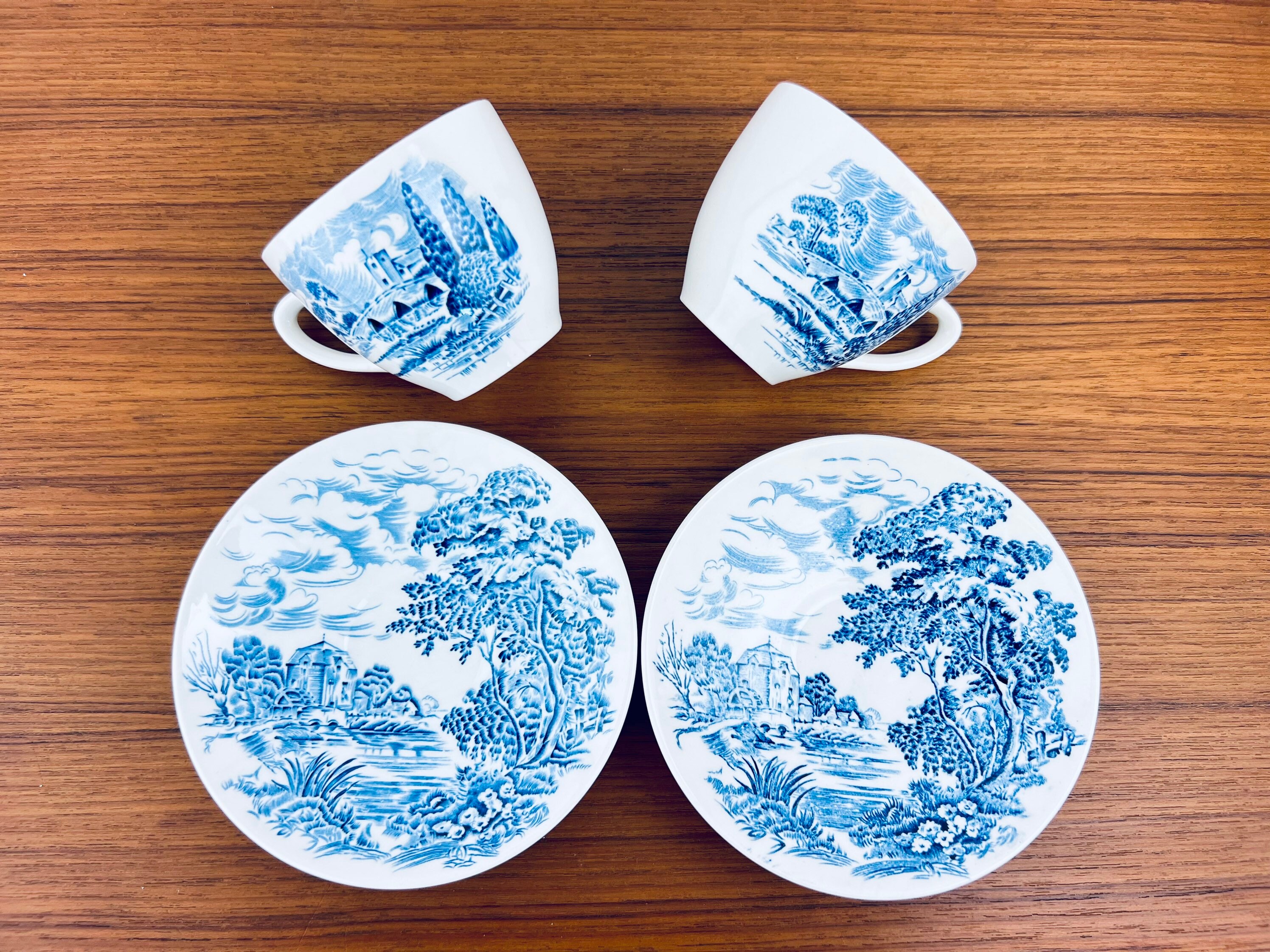 Vintage (1960s) Wedgwood Countryside Blue Tea Set, 8 Tea Cups and 2 ...
