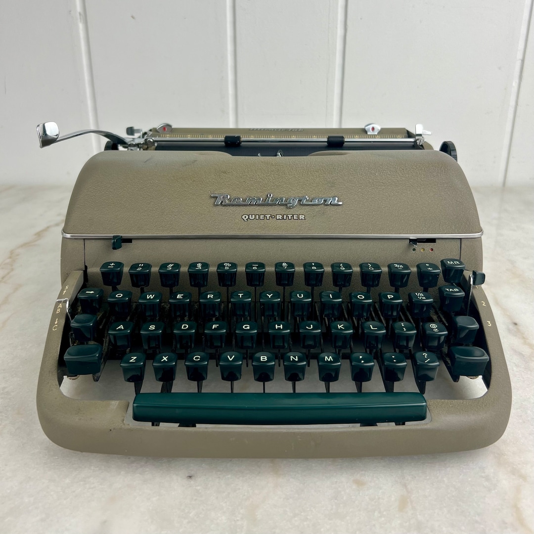Vintage Remington Quiet-riter Typewriter, 1950s Gunmetal Grey With Case ...