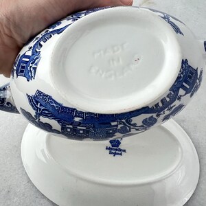 Vintage Johnson Bros Willow Blue Gravy Boat and Underplate, Blue Transferware, Blue and White ...