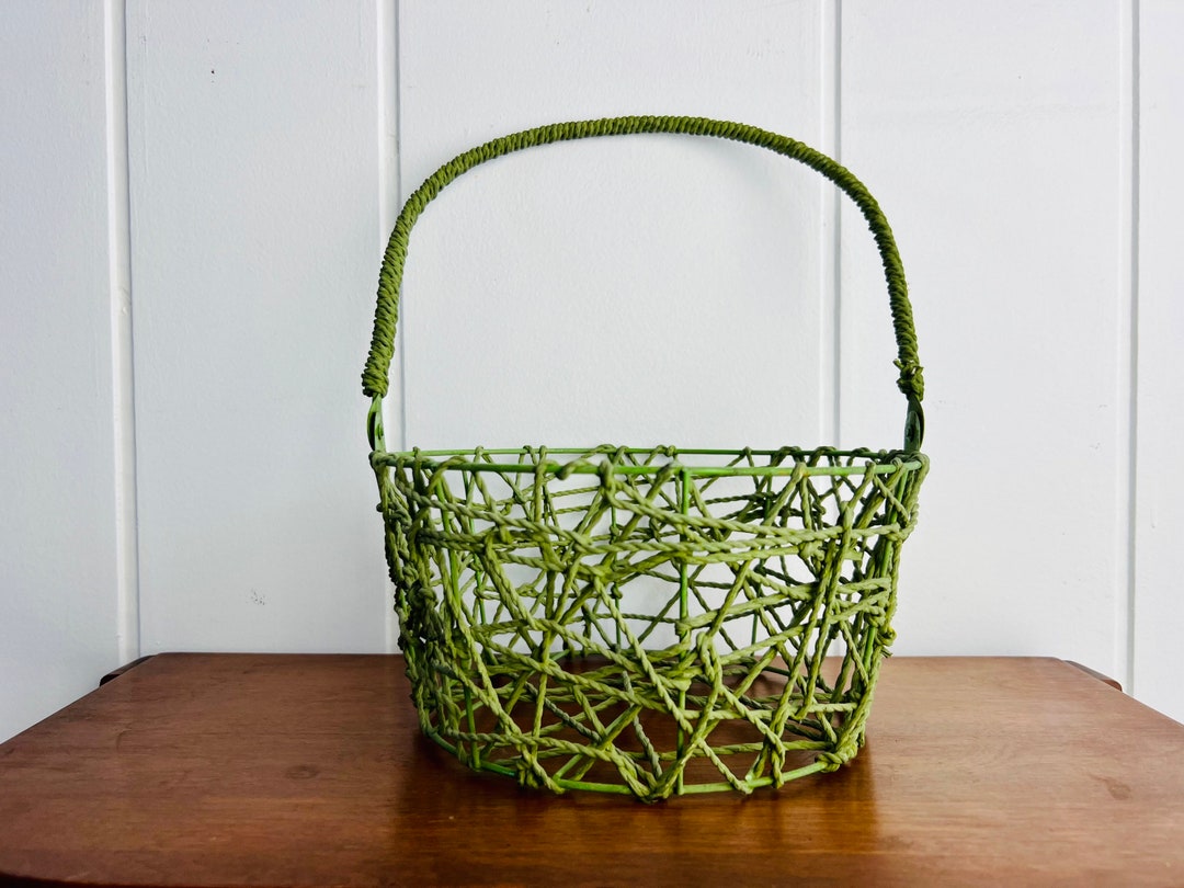 Gorgeous Antique Green Wire and String Egg Basket, for Gathering Eggs ...