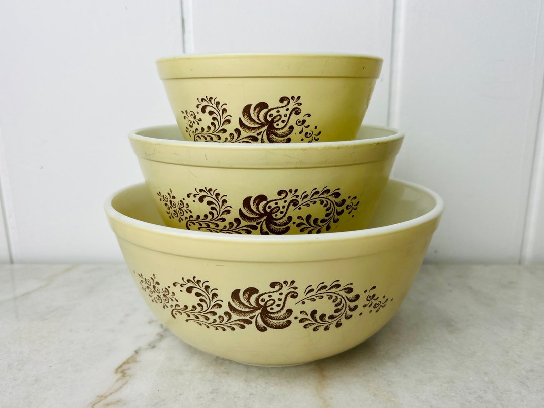 Vintage Pyrex Homestead Bowl Set of 3, Rare Two-tone Brown Nesting ...