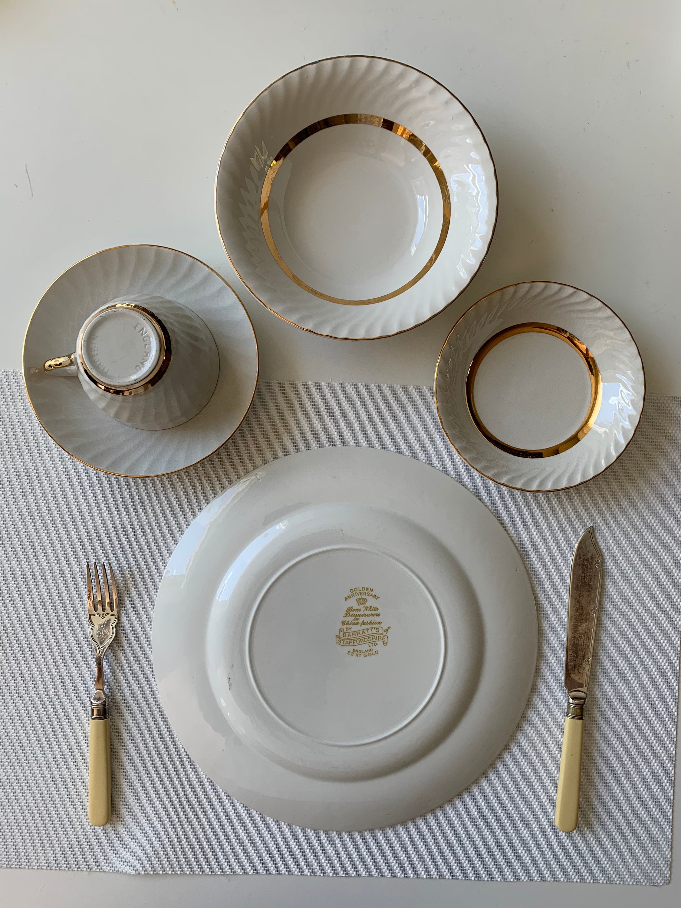 Vintage Barratt's Golden Anniversary Dinnerware, 22-karat Trim, 36 ...