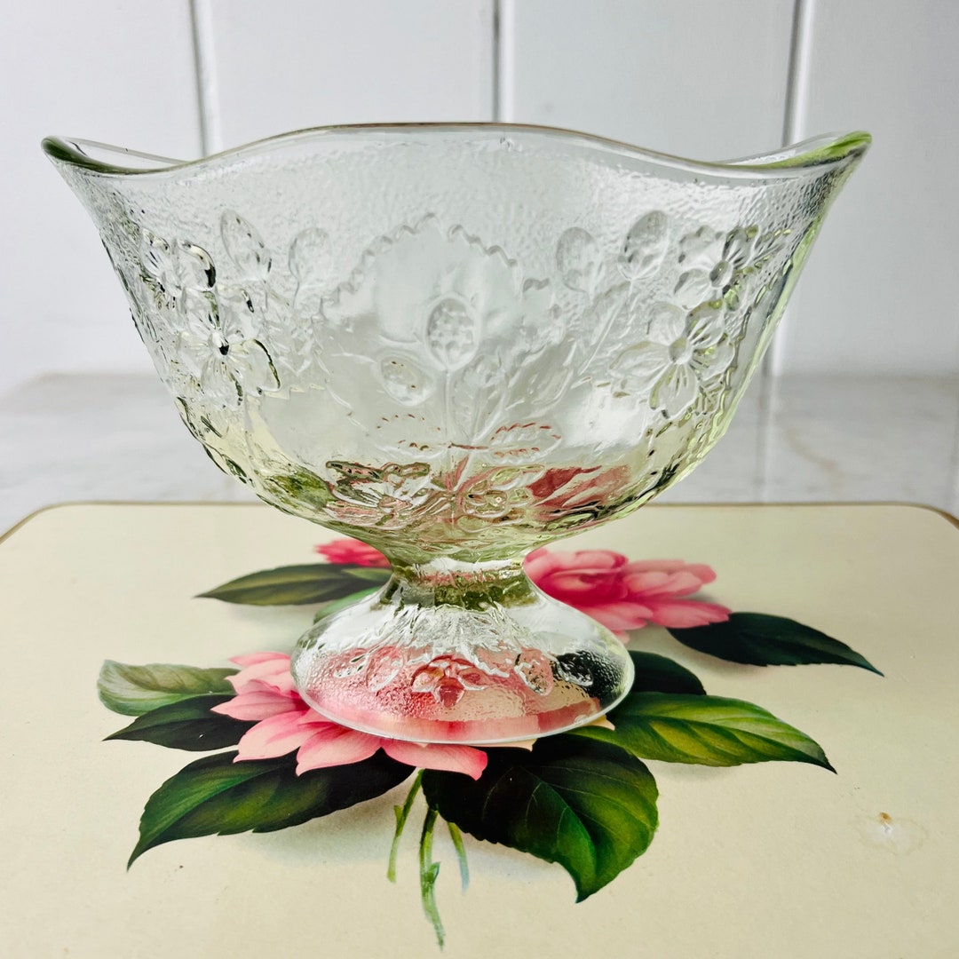 Vintage Pale Green Glass Pedestal Vase, Embossed Ripe Strawberry ...