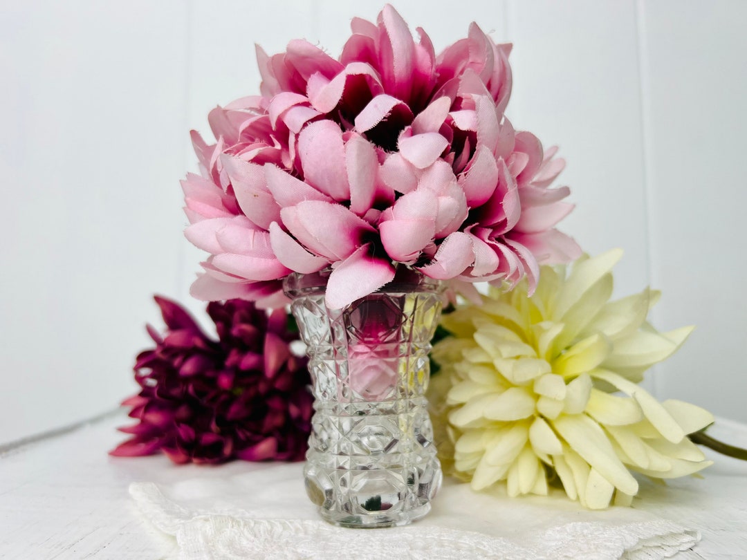 Vintage Bud Vase, Pressed Glass Floral, Small, EAPG, Sawtooth Edge, for ...