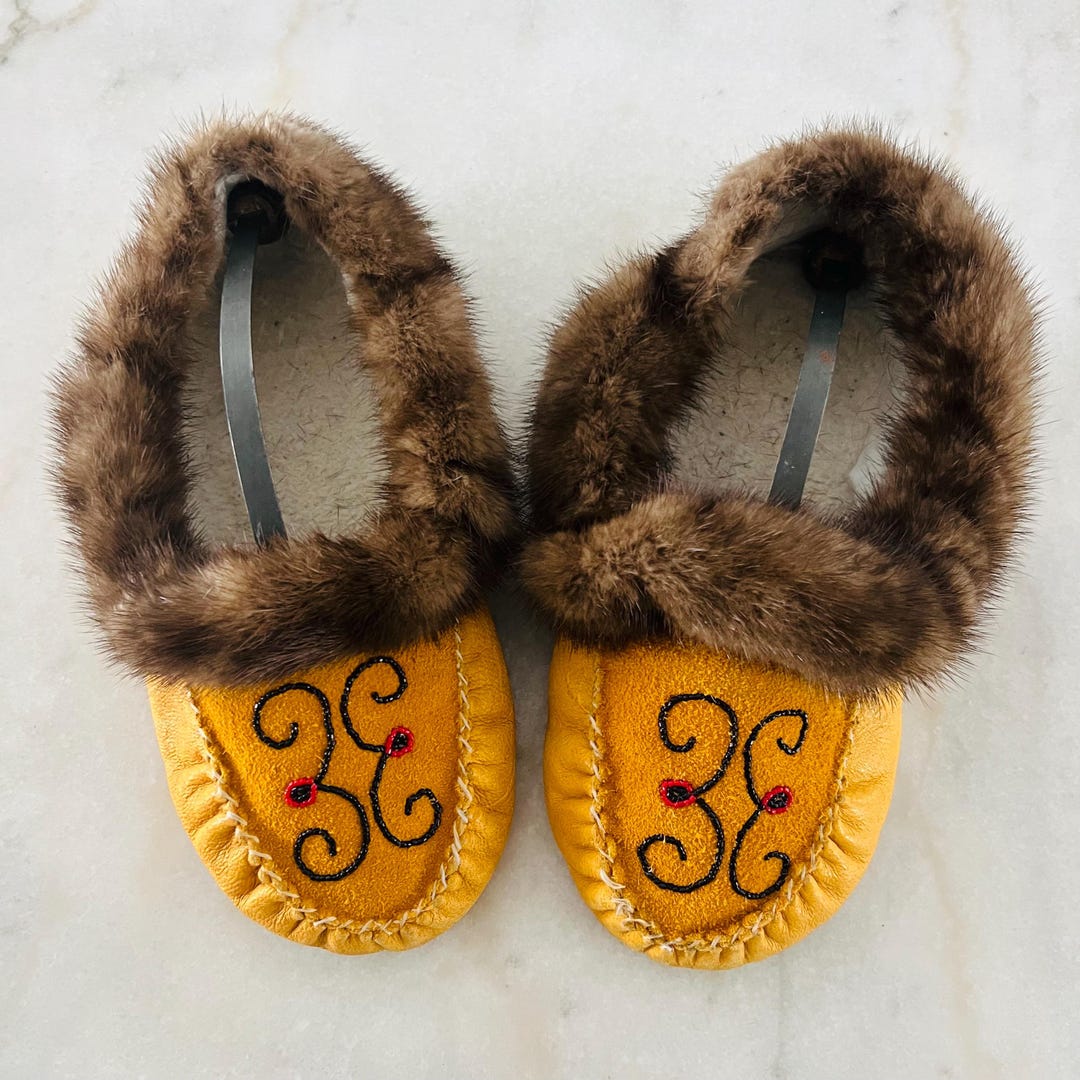 Vintage Canadian Indigenous Beaded Moccasins, Hand Made, Bison Hide ...