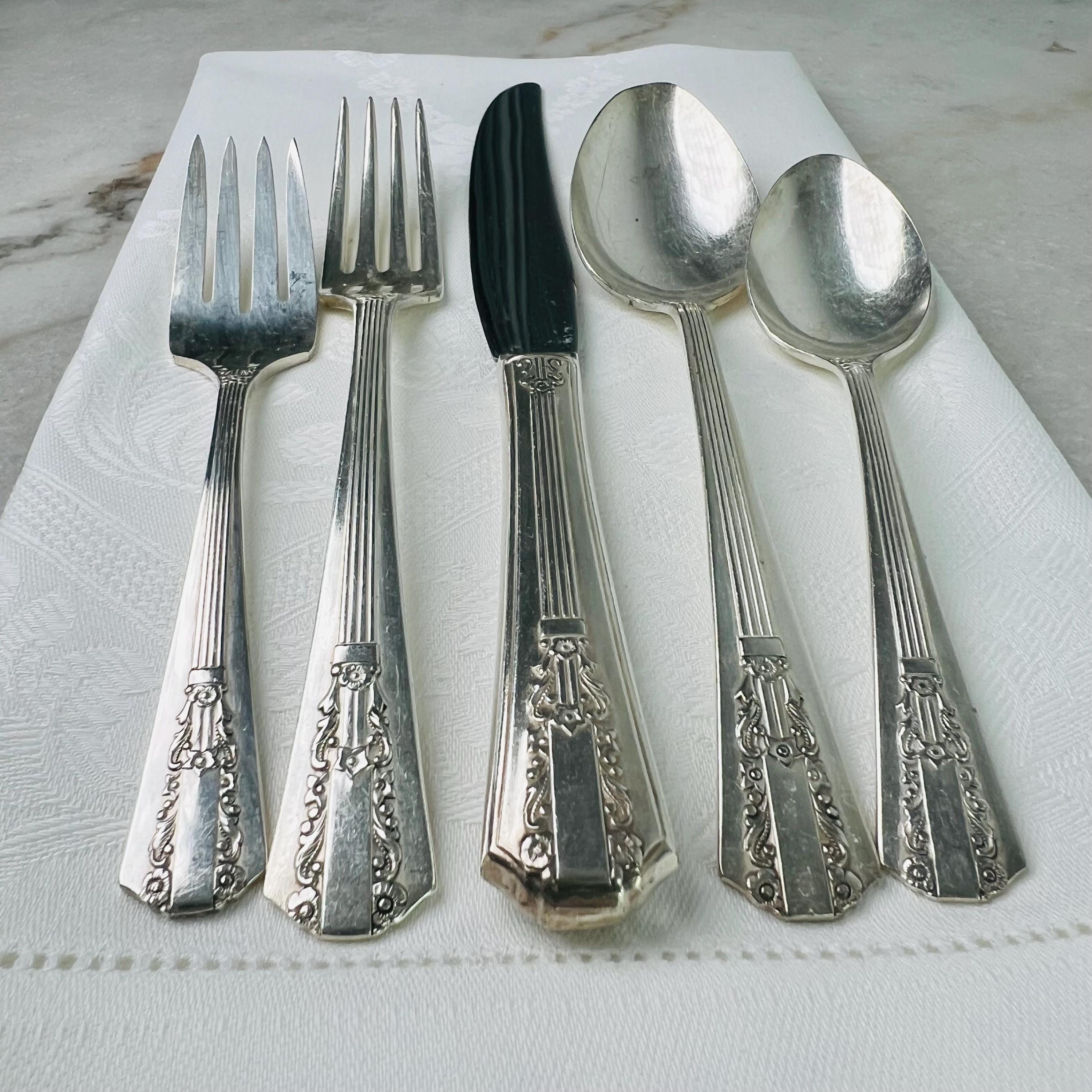 Wm A Rogers Oneida Lido Art Deco Silverware Set – 32 Piece Vintage ...