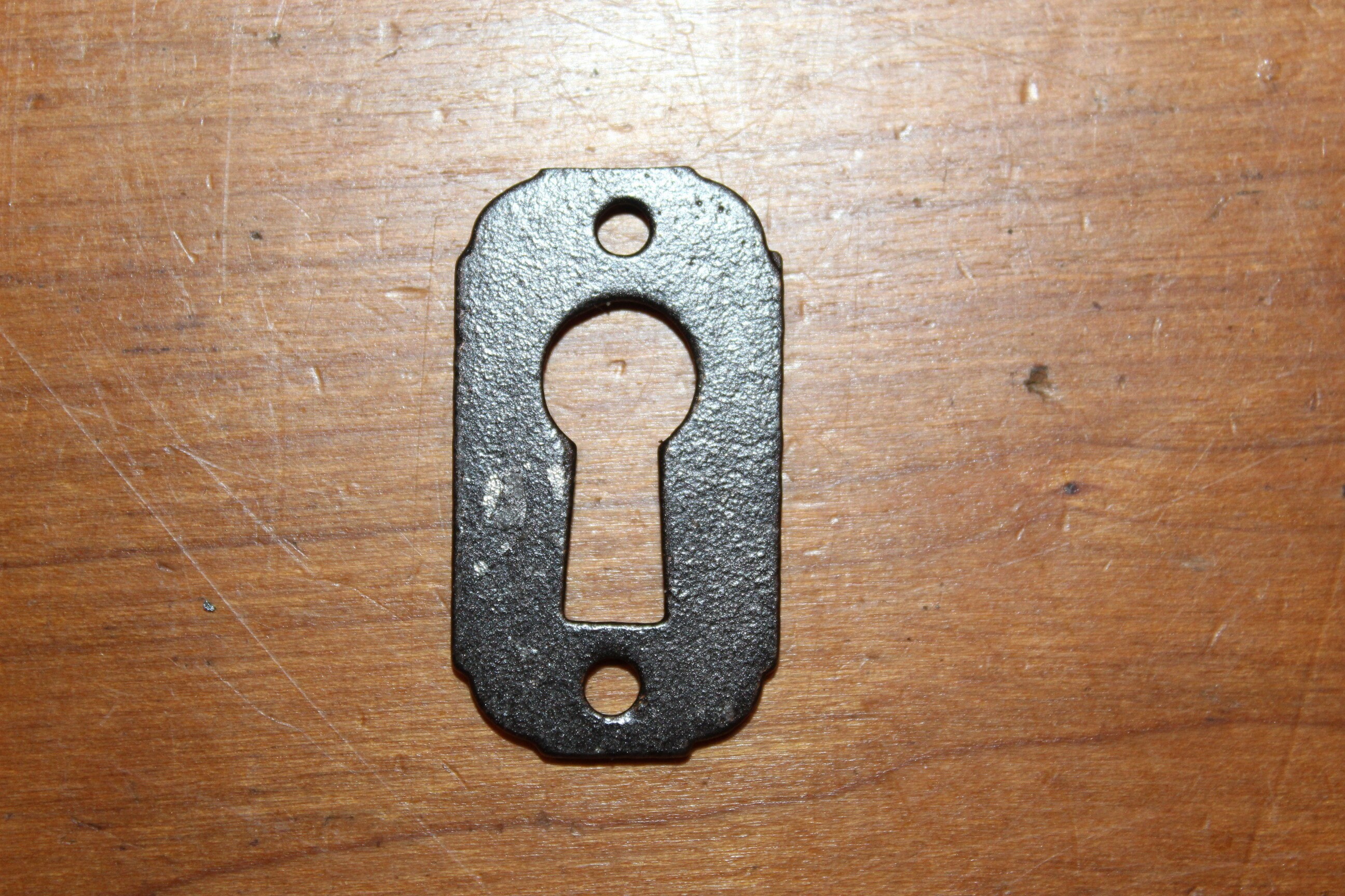 Small Antique Victorian Cast Iron Ornate Keyhole Escutcheon M-10 Home ...