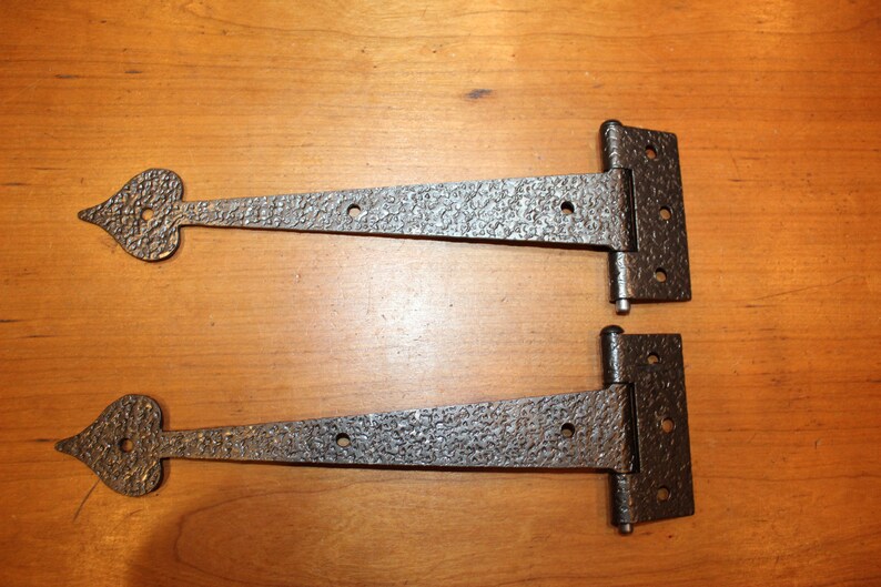 Pair of Vintage Hammered Spade Tip Colonial Cabinet Barn Gate Hinges E ...