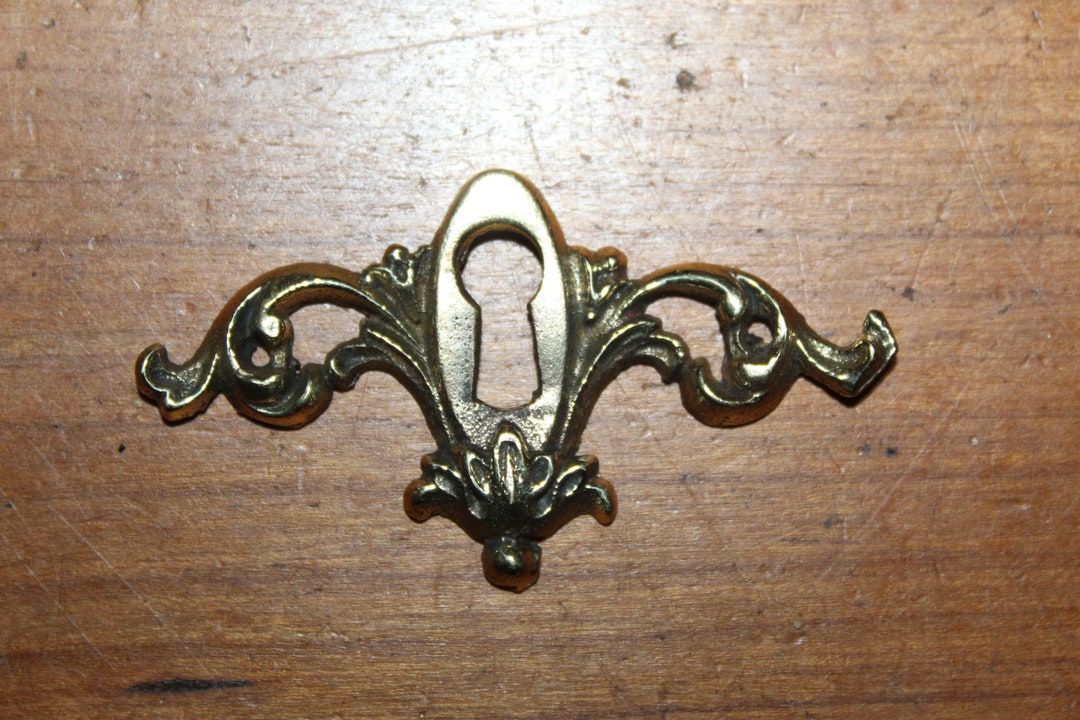 Antique Ornate Cast Bronze Furniture Drawer Curio Keyhole Escutcheon CC ...