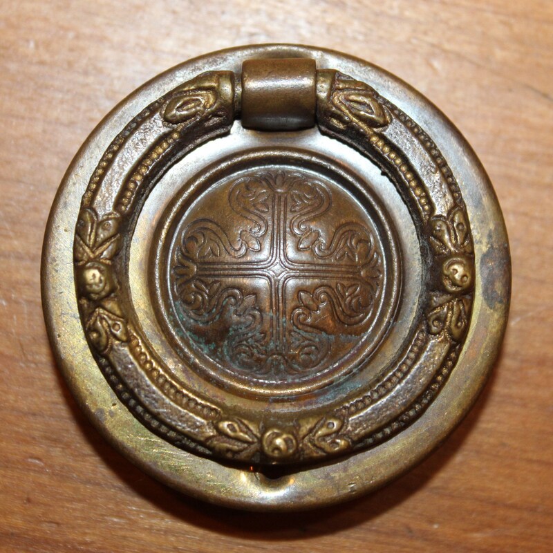 Round Drawer Pulls - Etsy