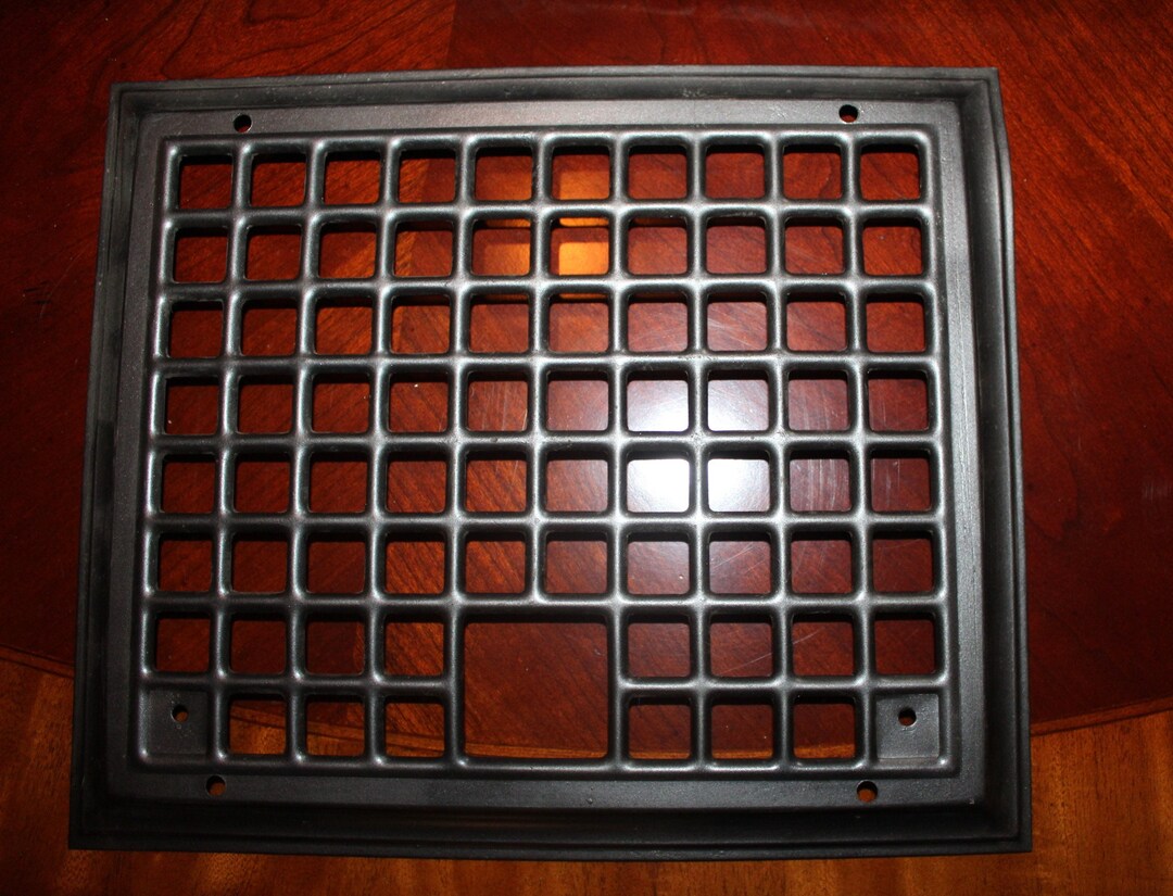 Antique Reconditioned Metal Rectangular Wall Heat Register Grille Grate ...