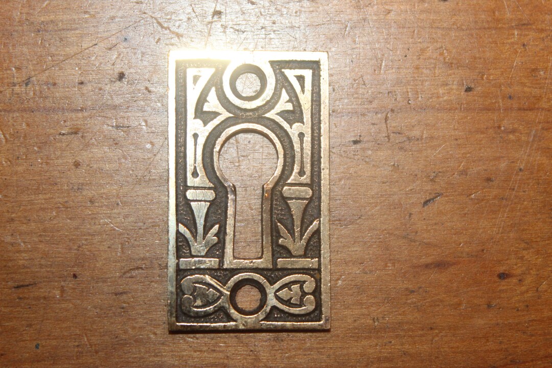 Small Ornate Antique Victorian Cast Bronze Keyhole Escutcheon CC-42 - Etsy