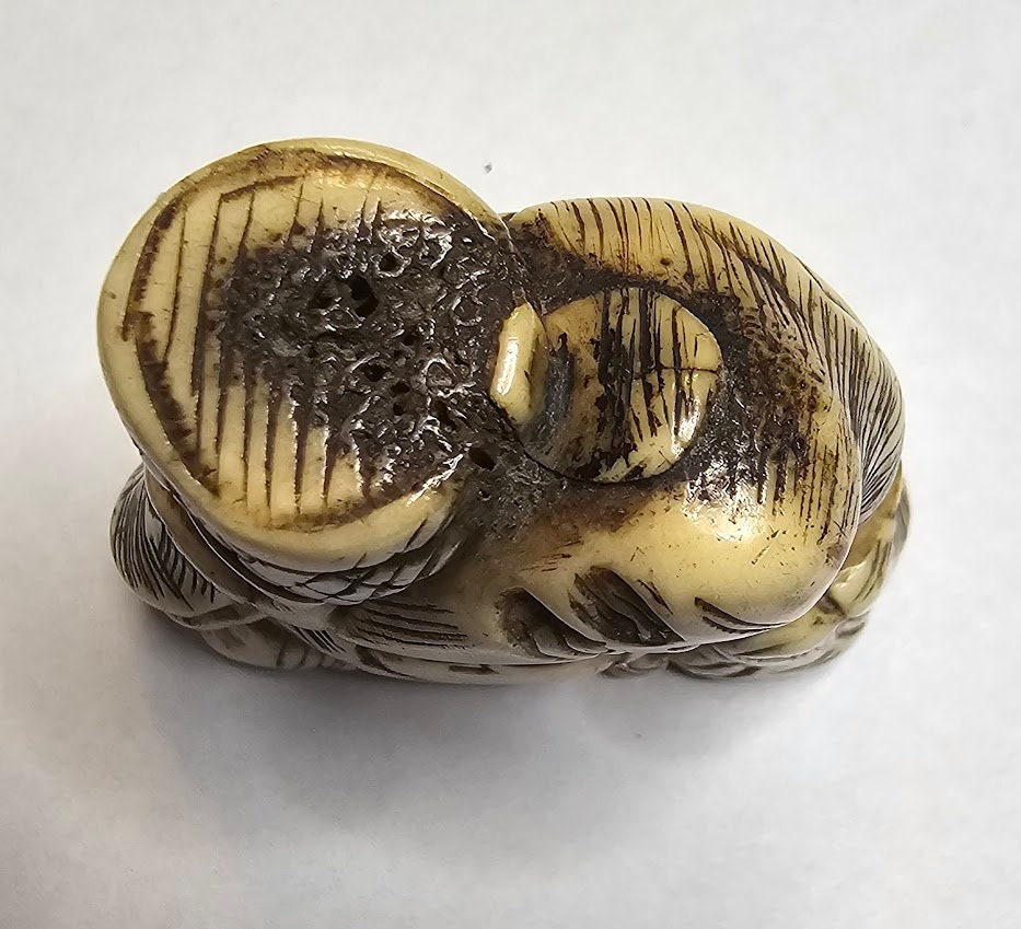 Staghorn 19th Century Netsuke, Sitting Sennin With Basket, Edo Period ...