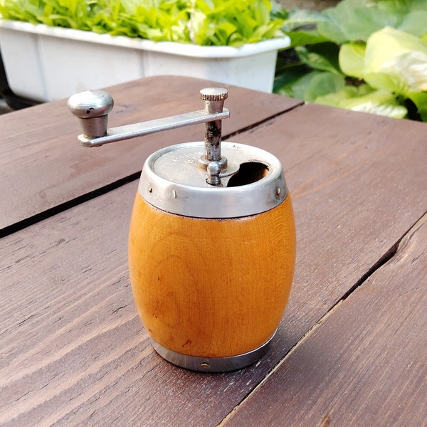 Antique Wood Pepper Grinder - Etsy