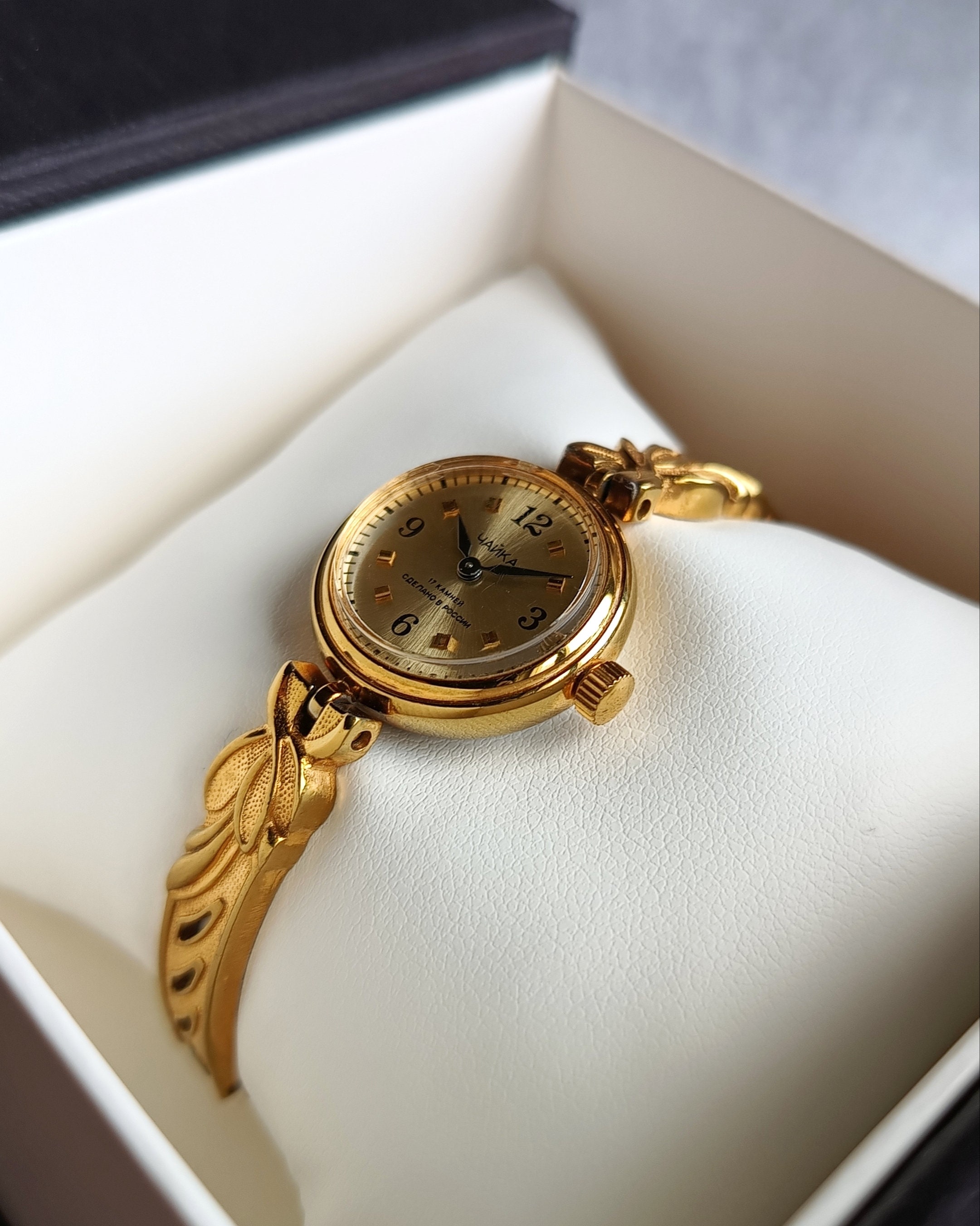 Vintage Chaika Women's Watch: Gold Mechanical Small Wristwatch - Etsy