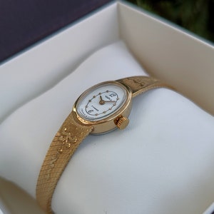 Gilded Watch for Women Chaika, Small Watch, Y2K, Gold Ladies Watch ...
