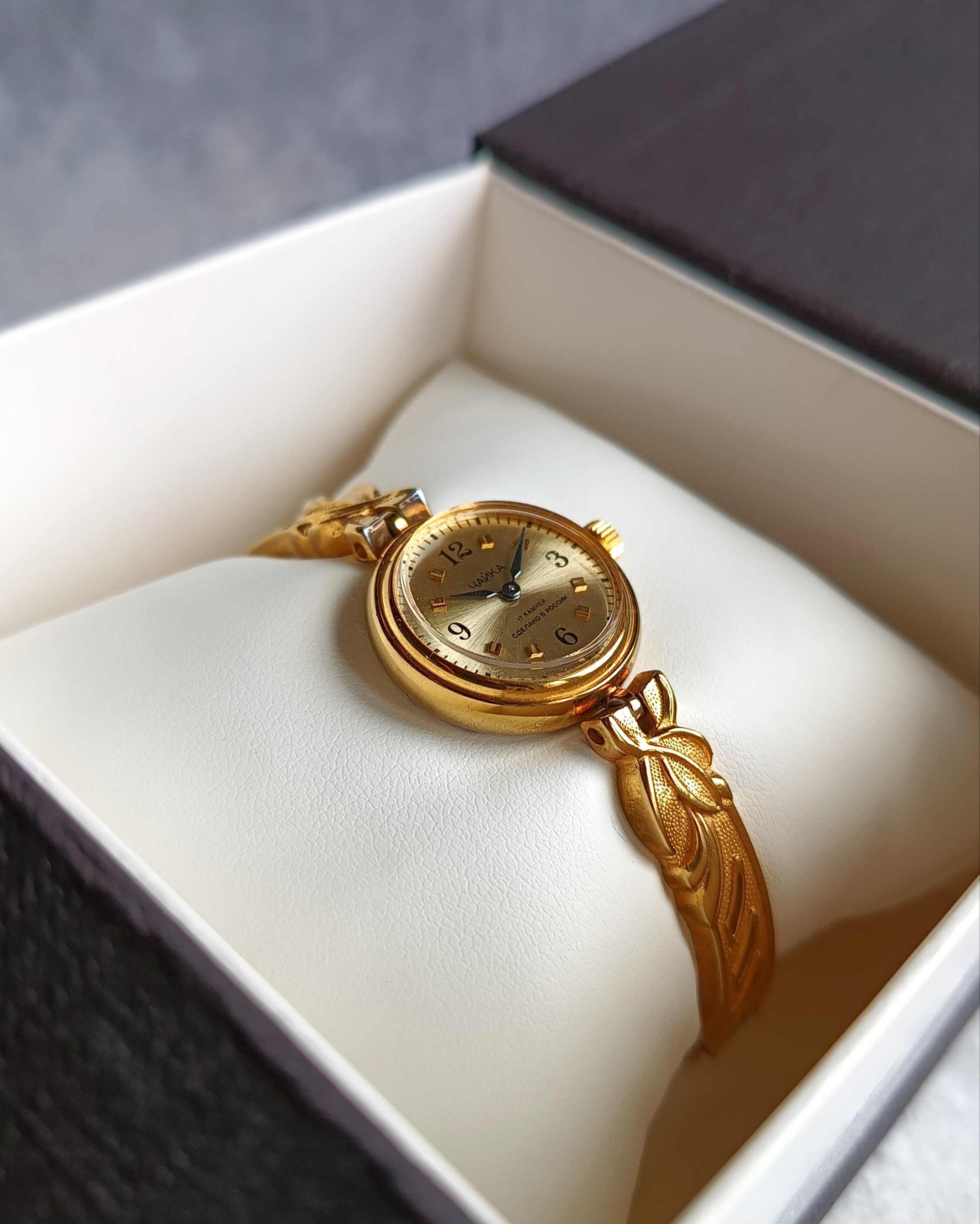 Vintage Chaika Women's Watch: Gold Mechanical Small Wristwatch - Etsy