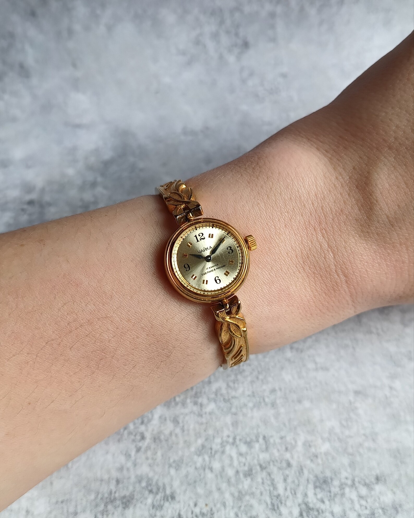 Vintage Chaika Women's Watch: Gold Mechanical Small Wristwatch - Etsy
