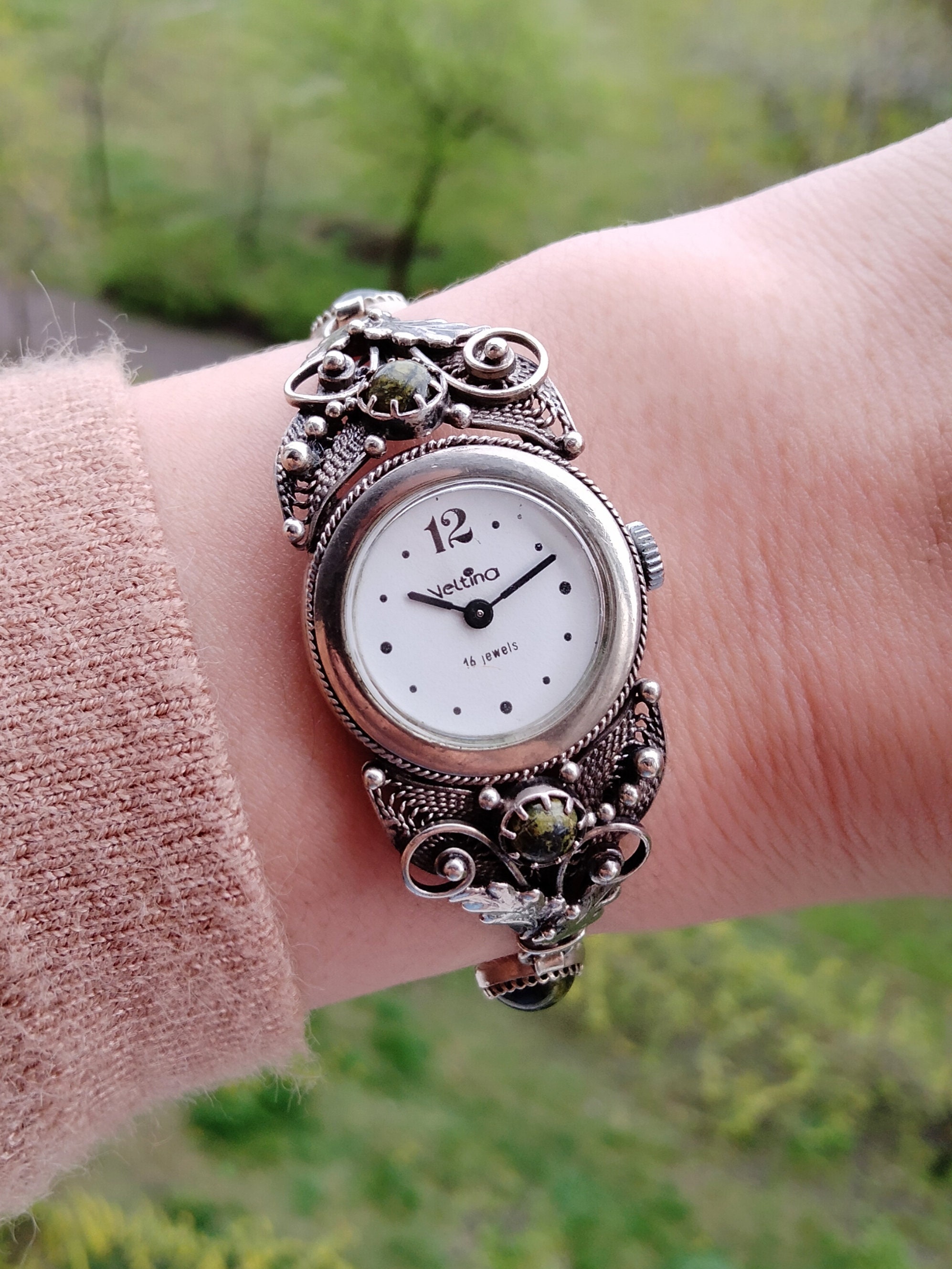 Vintage Mechanical Women Watch Retro Small Ladies Watch - Etsy
