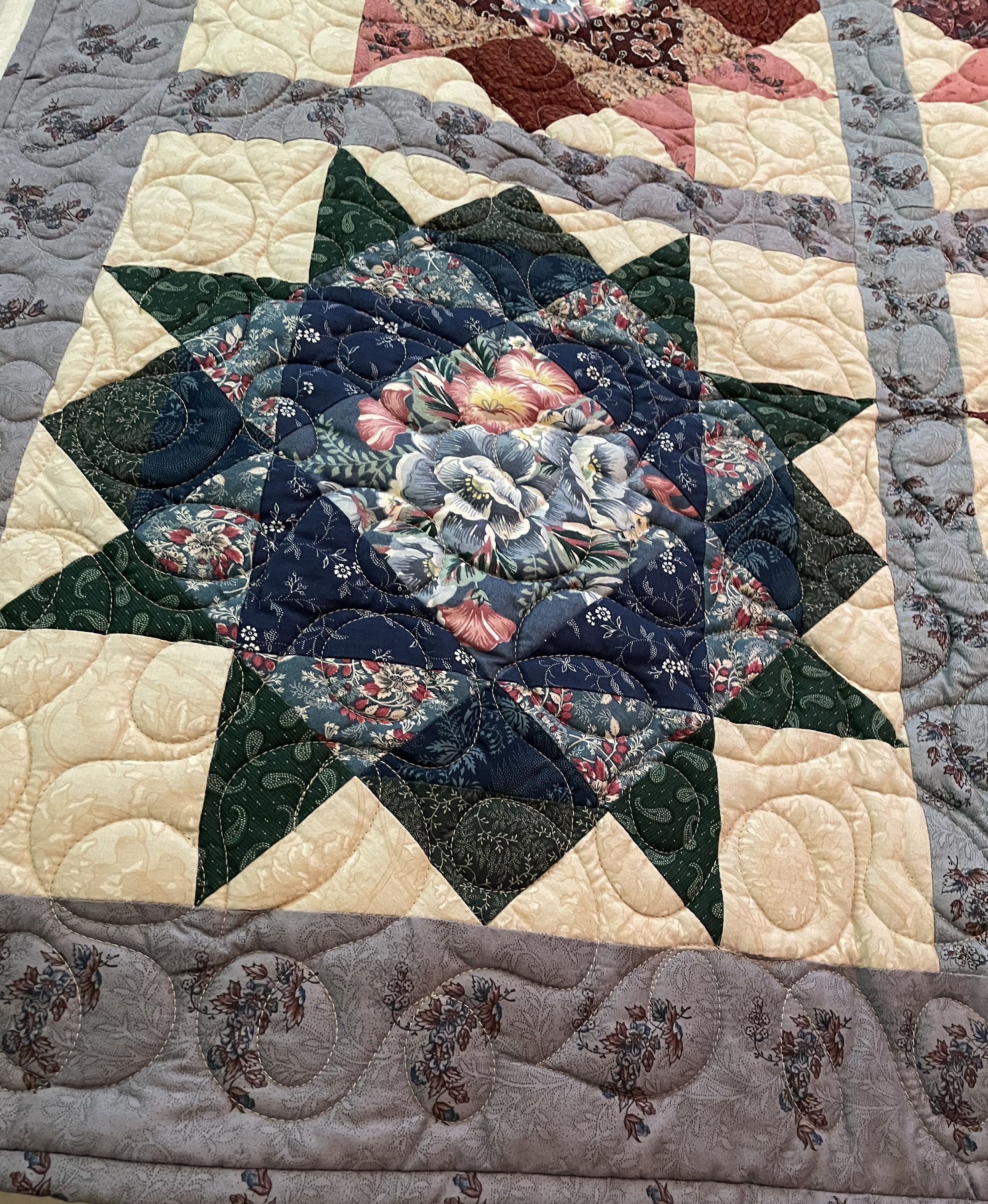 Variable Star Quilt, Circa 2003 - Etsy